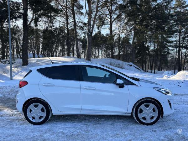 Balts Ford Fiesta 2018 Viļņa, ar dzinēja tilpumu 1.00 L un nobraukumu 230 tūkst. km par 4900 €, foto 4 vietnē AUTOMOTO.COM.LV