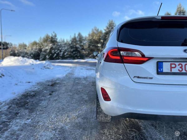 Balts Ford Fiesta 2018 Viļņa, ar dzinēja tilpumu 1.00 L un nobraukumu 230 tūkst. km par 4900 €, foto 7 vietnē AUTOMOTO.COM.LV