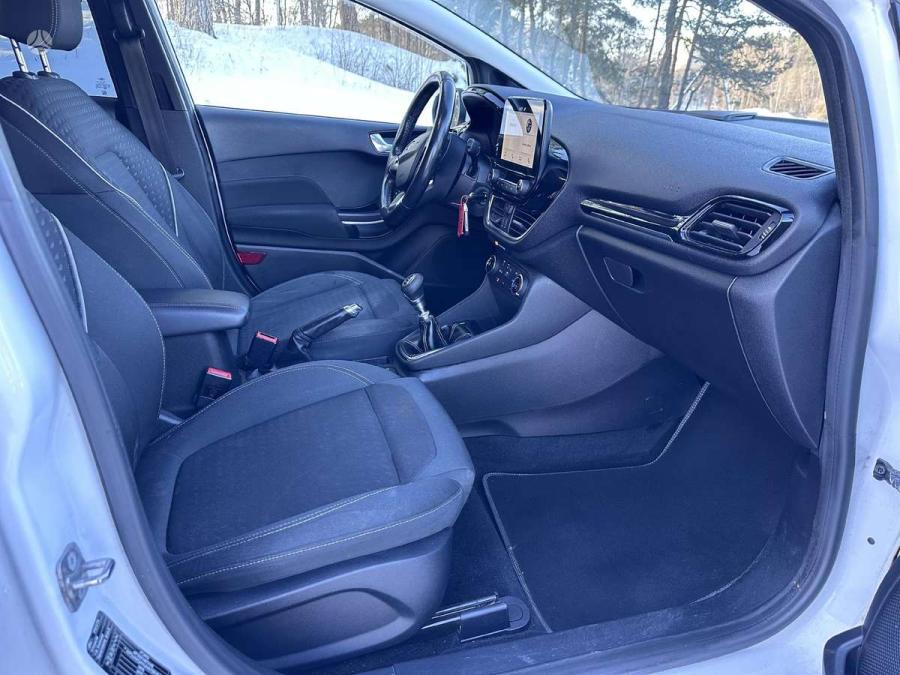 Balts Ford Fiesta 2018 Viļņa, ar dzinēja tilpumu 1.00 L un nobraukumu 230 tūkst. km par 4900 €, foto 10 vietnē AUTOMOTO.COM.LV