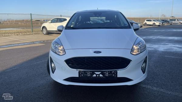 White Ford Fiesta 2018 in Marijampole, with an engine capacity of 1.10 L and mileage of 104 thousand km for 6950 €, photo 4 on AUTOMOTO.COM.LV