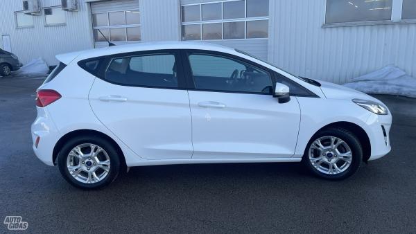 White Ford Fiesta 2018 in Marijampole, with an engine capacity of 1.10 L and mileage of 104 thousand km for 6950 €, photo 6 on AUTOMOTO.COM.LV