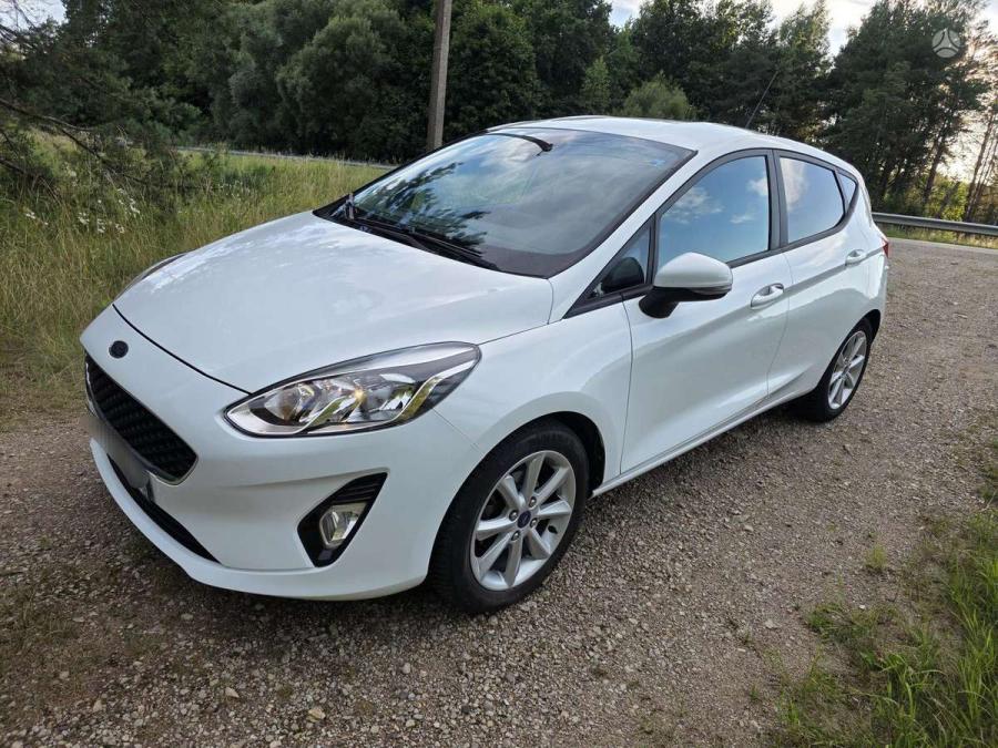 Balts Ford Fiesta 2018 Tauragė, ar dzinēja tilpumu 1.00 L un nobraukumu 115 tūkst. km par 5700 €, foto 1 vietnē AUTOMOTO.COM.LV