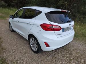 Balts Ford Fiesta 2018 Tauragė, ar dzinēja tilpumu 1.00 L un nobraukumu 115 tūkst. km par 5700 €, foto 4 vietnē AUTOMOTO.COM.LV