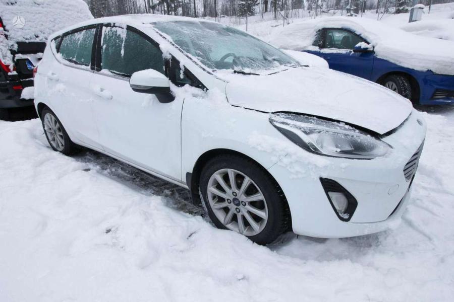 White Ford Fiesta 2018 in Vilnius, with an engine capacity of 1.00 L and mileage of 180 thousand km for 3500 €, photo 5 on AUTOMOTO.COM.LV