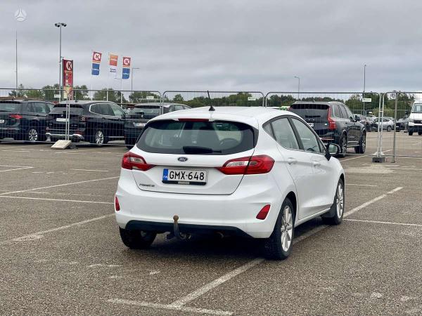Ford Fiesta 2018 in Vilnius on AUTOMOTO.COM.LV White Ford Fiesta 2018 in Vilnius, with an engine capacity of 1.00 L and mileage of 180 thousand km for 3500 €, photo 7 on AUTOMOTO.COM.LV