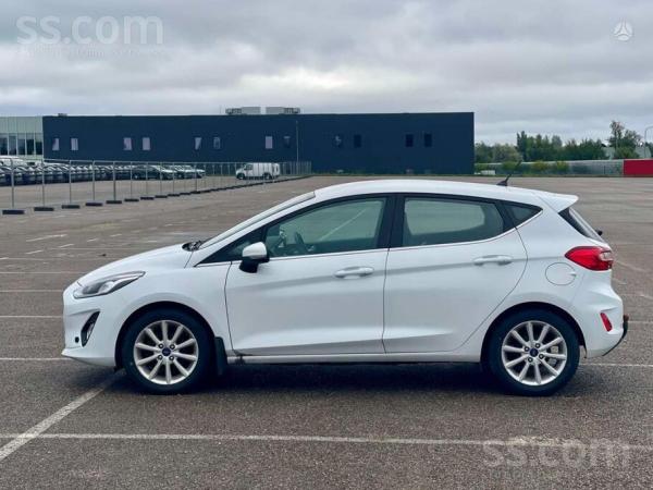 Balts Ford Fiesta 2018 Viļņa, ar dzinēja tilpumu 1.00 L un nobraukumu 180 tūkst. km par 3400 €, foto 1 vietnē AUTOMOTO.COM.LV