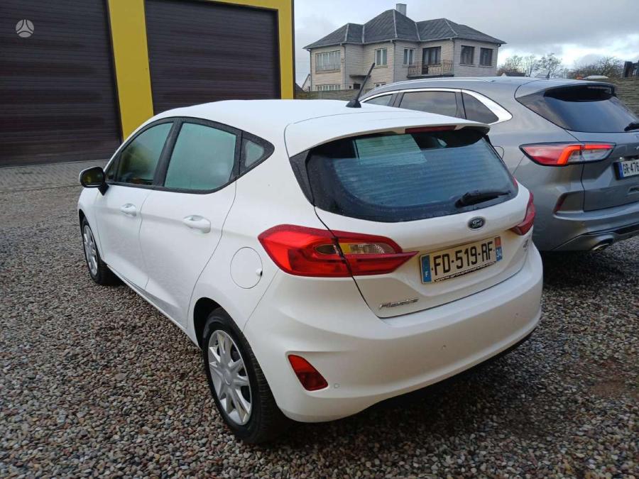 Balts Ford Fiesta 2019 Tauragė, ar dzinēja tilpumu 1.00 L un nobraukumu 105 tūkst. km par 5700 €, foto 2 vietnē AUTOMOTO.COM.LV
