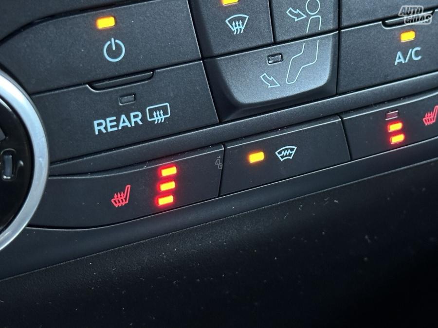 Balts Ford Fiesta 2019 Kauņa, ar dzinēja tilpumu 1.00 L un nobraukumu 102 tūkst. km par 11472 €, foto 28 vietnē AUTOMOTO.COM.LV