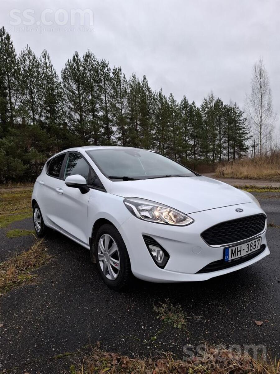 White Ford Fiesta 2019 in Jelgava, with an engine capacity of 1.50 L and mileage of 165 thousand km for 7750 €, photo 3 on AUTOMOTO.COM.LV