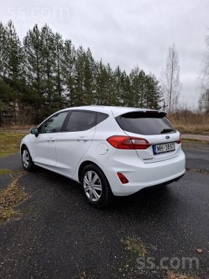 White Ford Fiesta 2019 in Jelgava, with an engine capacity of 1.50 L and mileage of 165 thousand km for 7750 €, photo 7 on AUTOMOTO.COM.LV