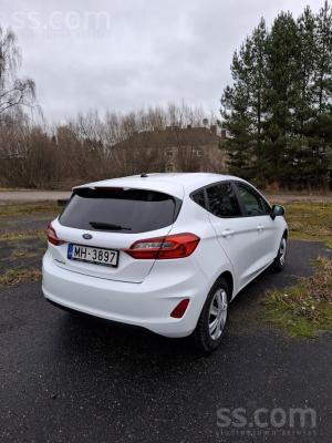 White Ford Fiesta 2019 in Jelgava, with an engine capacity of 1.50 L and mileage of 165 thousand km for 7750 €, photo 8 on AUTOMOTO.COM.LV