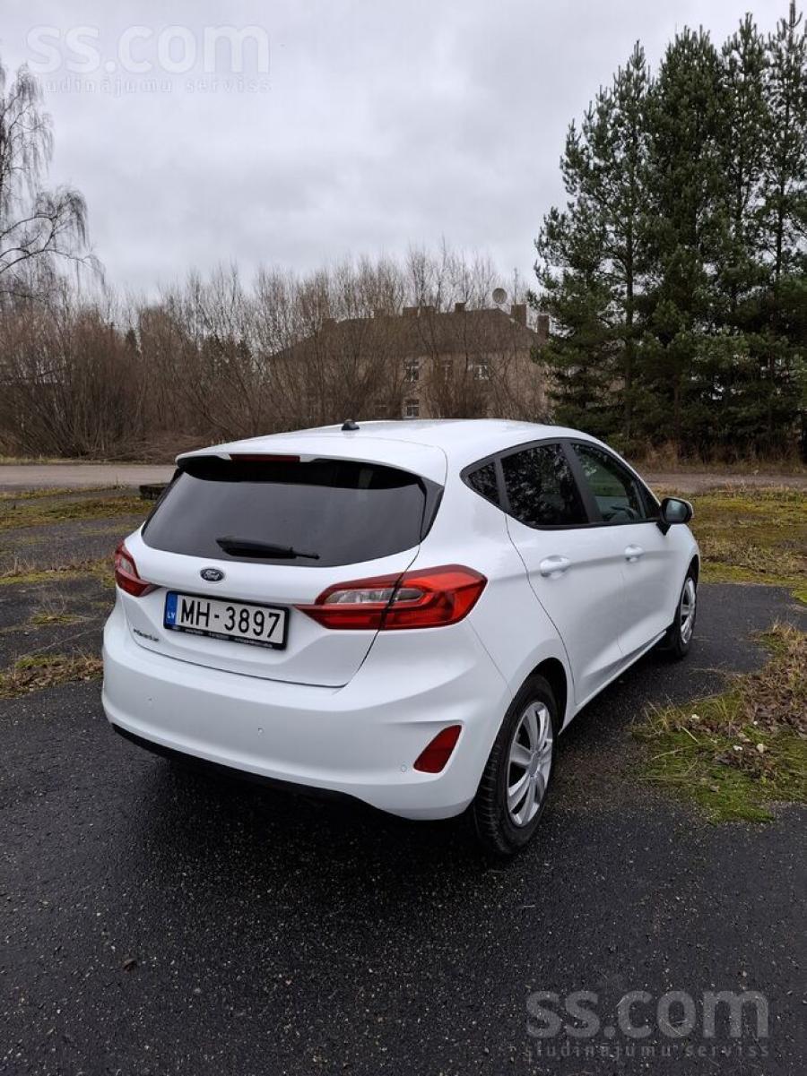 White Ford Fiesta 2019 in Jelgava, with an engine capacity of 1.50 L and mileage of 165 thousand km for 7750 €, photo 8 on AUTOMOTO.COM.LV