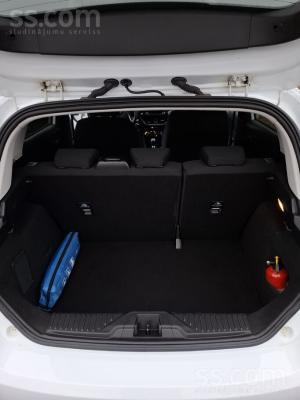 White Ford Fiesta 2019 in Jelgava, with an engine capacity of 1.50 L and mileage of 165 thousand km for 7750 €, photo 10 on AUTOMOTO.COM.LV