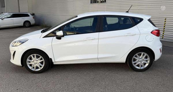 White Ford Fiesta 2019 in Vilnius, with an engine capacity of 1.50 L and mileage of 151 thousand km for 6499 €, photo 2 on AUTOMOTO.COM.LV