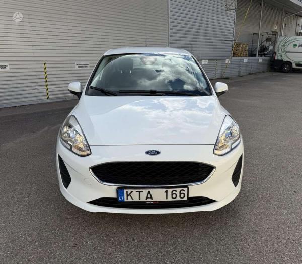 White Ford Fiesta 2019 in Vilnius, with an engine capacity of 1.50 L and mileage of 151 thousand km for 6499 €, photo 8 on AUTOMOTO.COM.LV