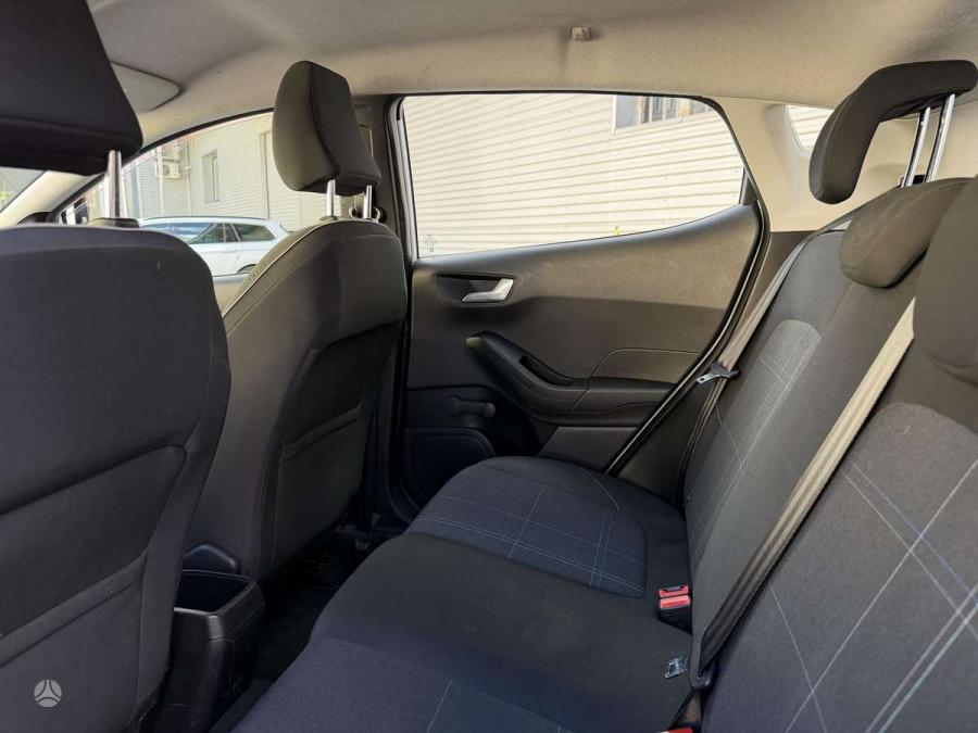 White Ford Fiesta 2019 in Vilnius, with an engine capacity of 1.50 L and mileage of 151 thousand km for 6499 €, photo 12 on AUTOMOTO.COM.LV
