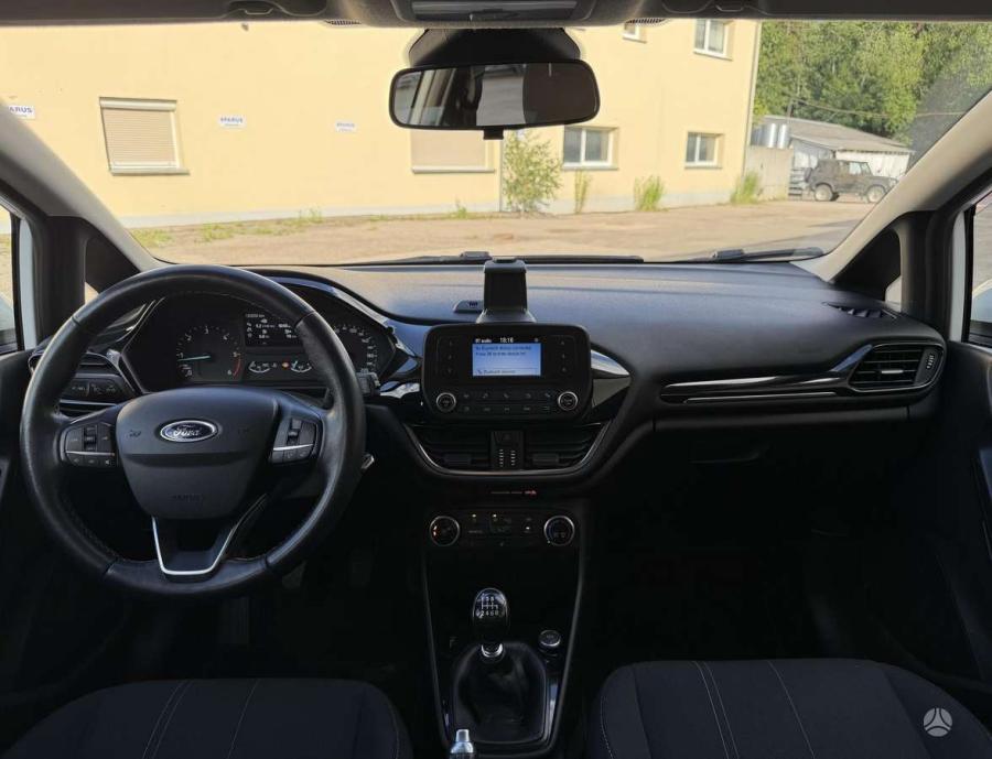 White Ford Fiesta 2019 in Vilnius, with an engine capacity of 1.50 L and mileage of 151 thousand km for 6499 €, photo 13 on AUTOMOTO.COM.LV