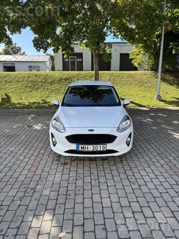 Balts Ford Fiesta 2019 Dobele, ar dzinēja tilpumu 1.50 L un nobraukumu 285 tūkst. km par 5500 €, foto 3 vietnē AUTOMOTO.COM.LV