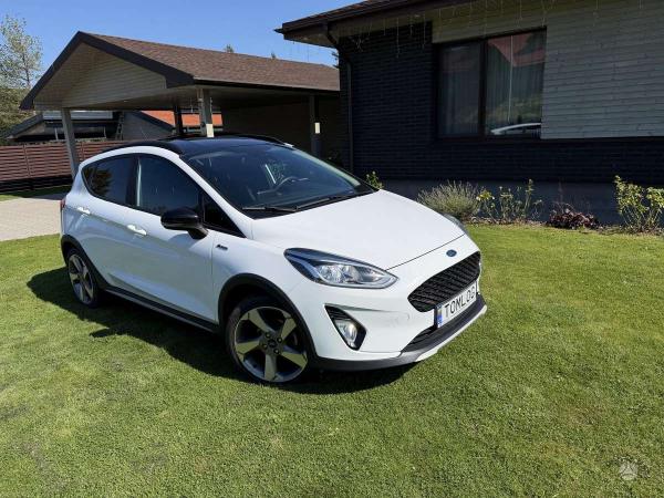 White Ford Fiesta 2020 in Vievis, with an engine capacity of 1.00 L and mileage of 29 thousand km for 9950 €, photo 3 on AUTOMOTO.COM.LV