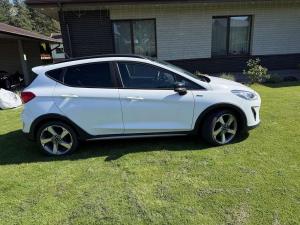 White Ford Fiesta 2020 in Vievis, with an engine capacity of 1.00 L and mileage of 29 thousand km for 9950 €, photo 4 on AUTOMOTO.COM.LV