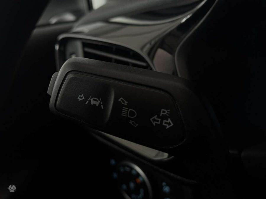 White Ford Fiesta 2020 in Klaipeda, with an engine capacity of 1.50 L and mileage of 177 thousand km for 7499 €, photo 20 on AUTOMOTO.COM.LV