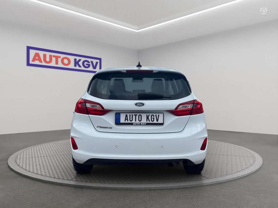 White Ford Fiesta 2020 in Klaipeda, with an engine capacity of 1.50 L and mileage of 177 thousand km for 7499 €, photo 5 on AUTOMOTO.COM.LV