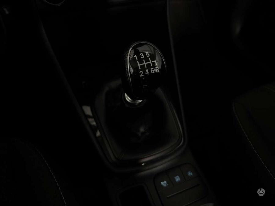 White Ford Fiesta 2020 in Klaipeda, with an engine capacity of 1.50 L and mileage of 177 thousand km for 7499 €, photo 16 on AUTOMOTO.COM.LV