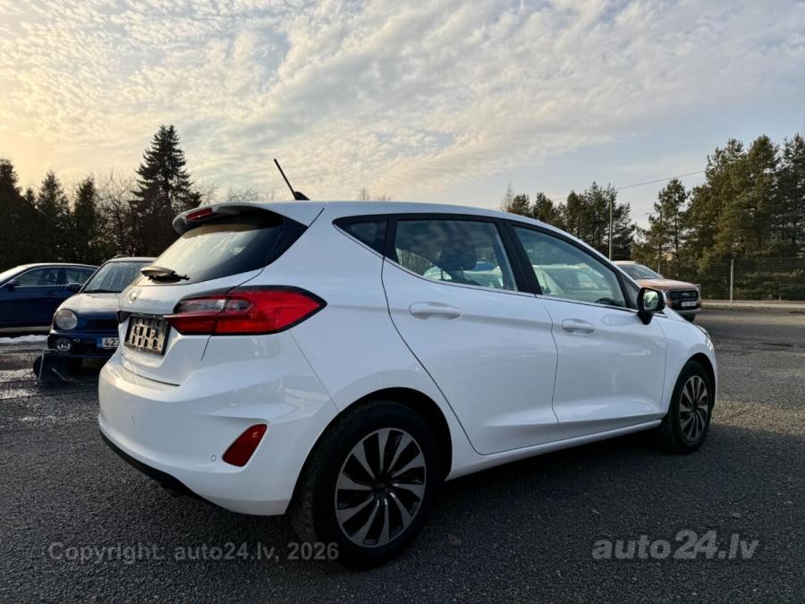 White Ford Fiesta 2022 in Tartu, with an engine capacity of 1.00 L and mileage of 119 thousand km for 12900 €, photo 13 on AUTOMOTO.COM.LV