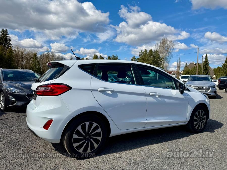 Balts Ford Fiesta 2022 Tartu, ar dzinēja tilpumu 1.00 L un nobraukumu 119 tūkst. km par 12900 €, foto 13 vietnē AUTOMOTO.COM.LV