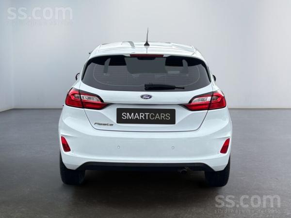 White Ford Fiesta 2022 in Riga, with an engine capacity of 1.10 L and mileage of 51 thousand km for 10291 €, photo 5 on AUTOMOTO.COM.LV