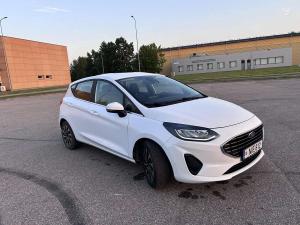 Balts Ford Fiesta 2023 Kauņa, ar dzinēja tilpumu 1.00 L un nobraukumu 43 tūkst. km par 9600 €, foto 3 vietnē AUTOMOTO.COM.LV