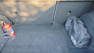 Dzeltens Ford Fiesta 2013 Tallina, ar dzinēja tilpumu 1.00 L un nobraukumu 239 tūkst. km par 3450 €, foto 13 vietnē AUTOMOTO.COM.LV