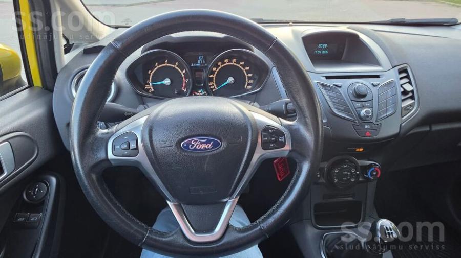 Yellow Ford Fiesta 2014 in Cesis, with an engine capacity of 1.30 L and mileage of 91 thousand km for 5000 €, photo 11 on AUTOMOTO.COM.LV