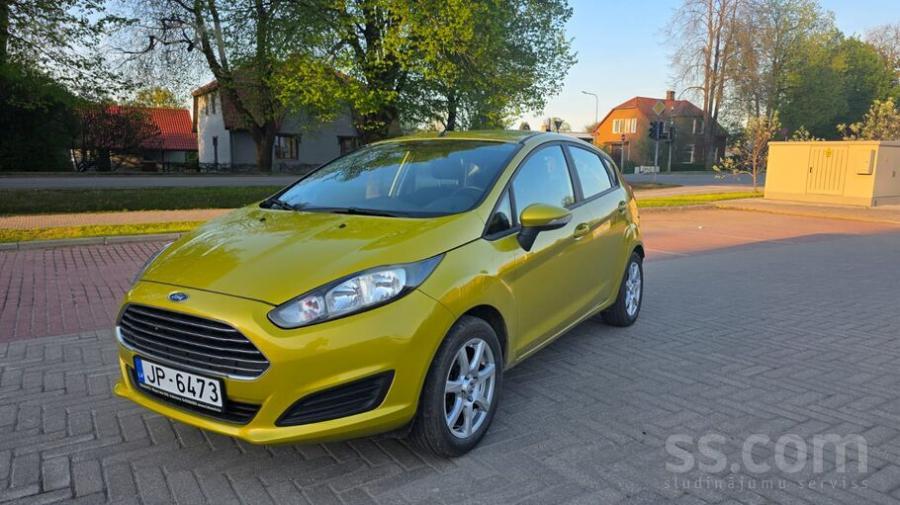 Dzeltens Ford Fiesta 2014 Cēsis, ar dzinēja tilpumu 1.30 L un nobraukumu 91 tūkst. km par 5300 €, foto 1 vietnē AUTOMOTO.COM.LV