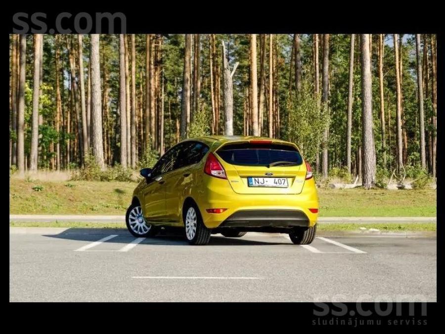 Yellow Ford Fiesta 2015 in Riga, with an engine capacity of 1.00 L and mileage of 102 thousand km for 5150 €, photo 4 on AUTOMOTO.COM.LV