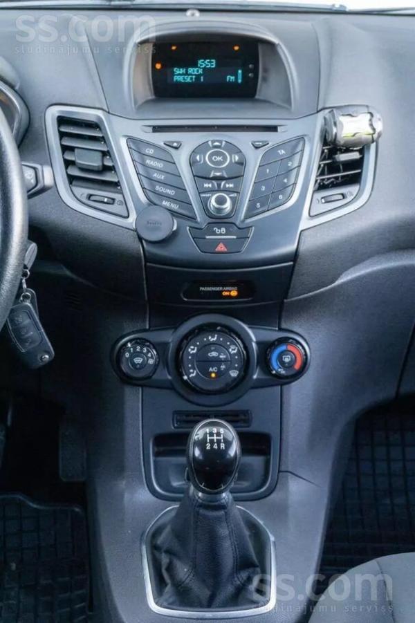 Ford Fiesta 2015 Rīga vietnē Dzeltens Ford Fiesta 2015 Rīga, ar dzinēja tilpumu 1.00 L un nobraukumu 102 tūkst. km par 5150 €, foto 8 vietnē AUTOMOTO.COM.LV