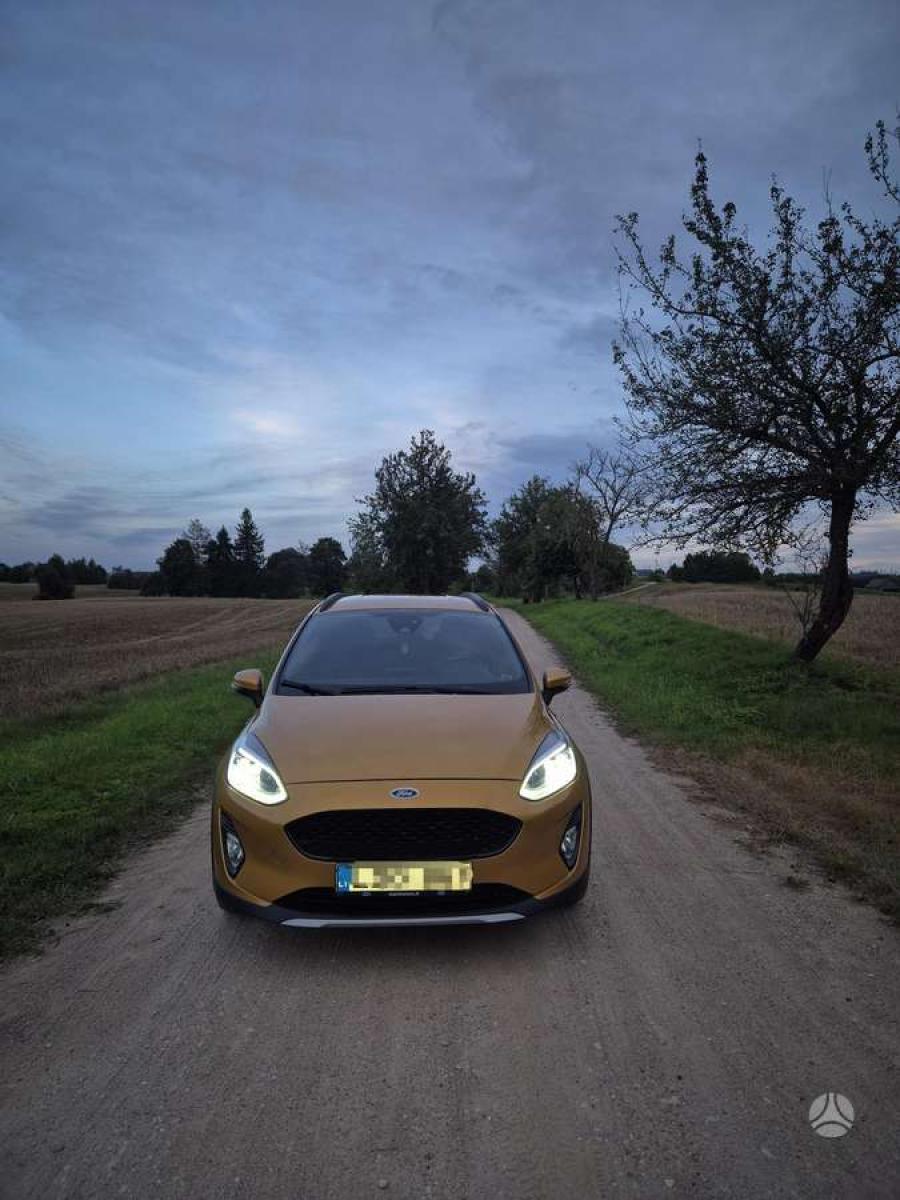Yellow Ford Fiesta 2019 in Alytus, with an engine capacity of 1.00 L and mileage of 134 thousand km for 9900 €, photo 4 on AUTOMOTO.COM.LV