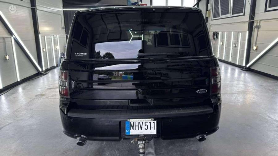 Black Ford Flex 2018 in Siauliai, with an engine capacity of 3.50 L and mileage of 163 thousand km for 10800 €, photo 5 on AUTOMOTO.COM.LV