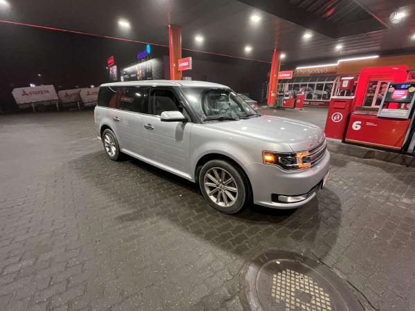 Grey Ford Flex 2014 in Vilnius, with an engine capacity of 3.50 L and mileage of 260 thousand km for 8199 €, photo 6 on AUTOMOTO.COM.LV