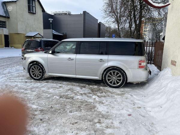 Grey Ford Flex 2014 in Vilnius, with an engine capacity of 3.50 L and mileage of 260 thousand km for 8199 €, photo 8 on AUTOMOTO.COM.LV