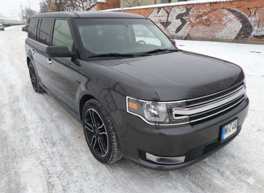 Grey Ford Flex 2015 in Siauliai, with an engine capacity of 3.50 L and mileage of 164 thousand km for 9300 €, photo 3 on AUTOMOTO.COM.LV
