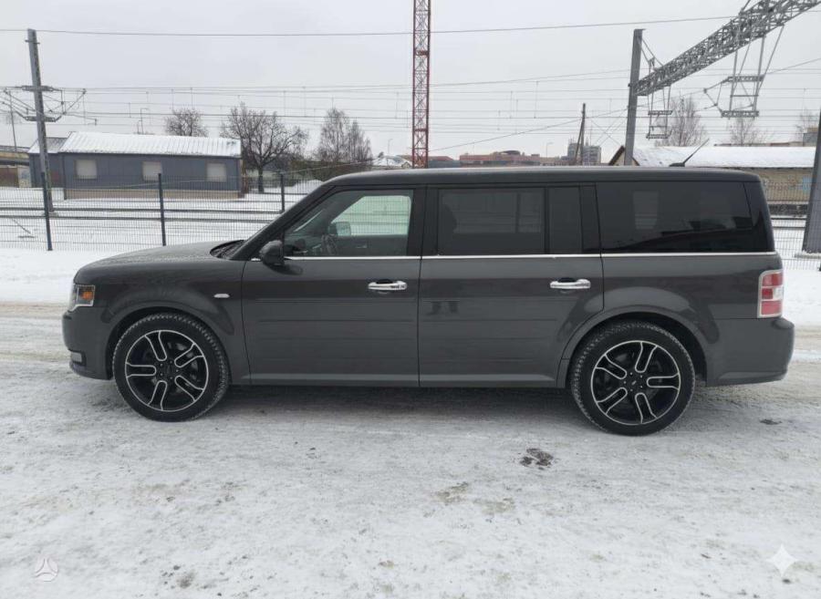 Grey Ford Flex 2015 in Siauliai, with an engine capacity of 3.50 L and mileage of 164 thousand km for 9300 €, photo 8 on AUTOMOTO.COM.LV