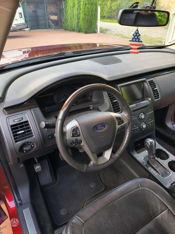 Red Ford Flex 2014 in Kaunas, with an engine capacity of 3.50 L and mileage of 180 thousand km for 9000 €, photo 10 on AUTOMOTO.COM.LV