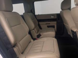 White Ford Flex 2014 in Vilnius, with an engine capacity of 3.50 L and mileage of 210 thousand km for 11499 €, photo 11 on AUTOMOTO.COM.LV