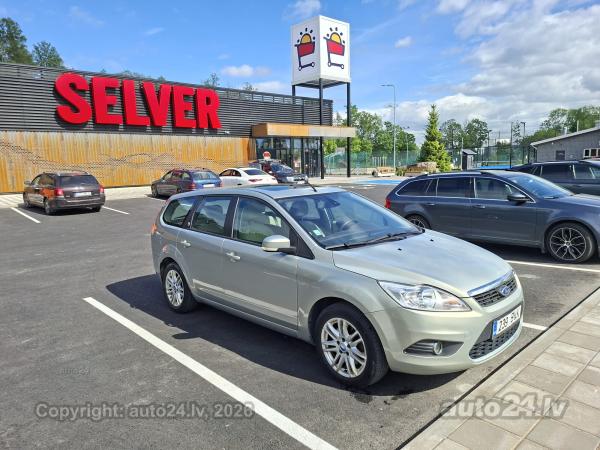 Smilšu krāsa Ford Focus 2010 Tallina, ar dzinēja tilpumu 2.00 L un nobraukumu 273 tūkst. km par 2100 €, foto 4 vietnē AUTOMOTO.COM.LV