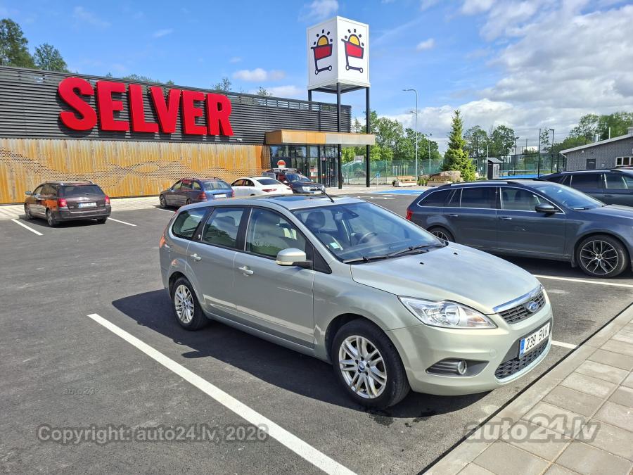 Smilšu krāsa Ford Focus 2010 Tallina, ar dzinēja tilpumu 2.00 L un nobraukumu 273 tūkst. km par 2100 €, foto 5 vietnē AUTOMOTO.COM.LV