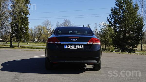 Black Ford Focus 2007 in Jurmala, with an engine capacity of 2.00 L and mileage of 205 thousand km for 3900 €, photo 4 on AUTOMOTO.COM.LV