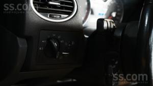 Melns Ford Focus 2007 Jelgava, ar dzinēja tilpumu 2.00 L un nobraukumu 201 tūkst. km par 4300 €, foto 17 vietnē AUTOMOTO.COM.LV