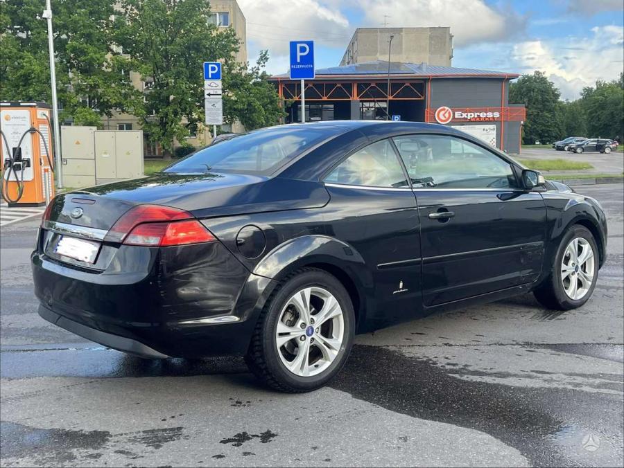 Black Ford Focus 2009 in Kaunas, with an engine capacity of 2.00 L and mileage of 221 thousand km for 3100 €, photo 6 on AUTOMOTO.COM.LV