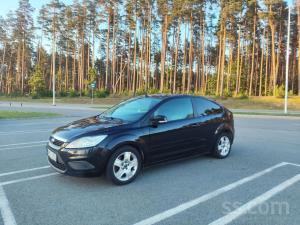 Black Ford Focus 2010 in Riga, with an engine capacity of 2.00 L and mileage of 289 thousand km for 1900 €, photo  on AUTOMOTO.COM.LV